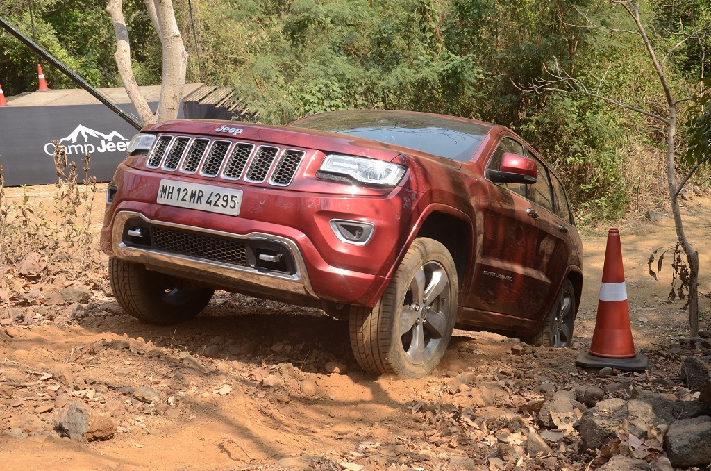 Jeep enthuse Bollywood Stars and HNI Customers at Camp Jeep Mumbai ...
