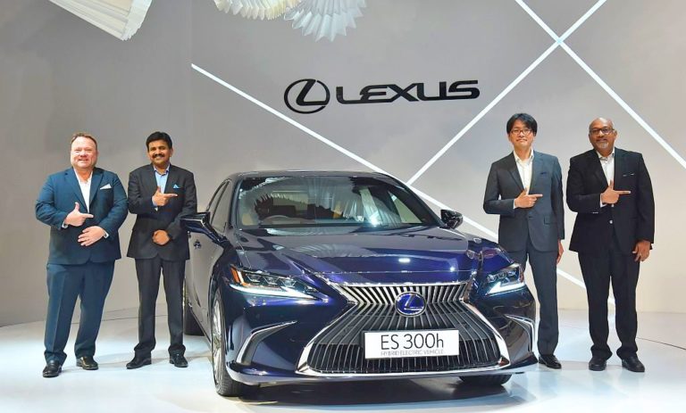 Lexus India unveils the 7th generation ES 300h hybrid electric sedan in ...